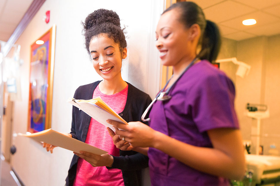 What Can You Do With a Master’s in Healthcare Administration? | UAGC